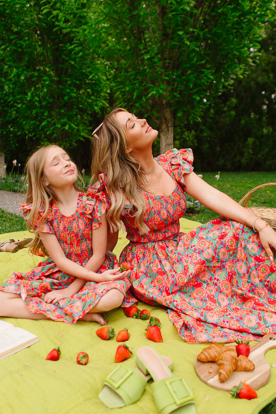 Hattie Flutter Sleeve Dress in Poppy Print - Ivy City Co